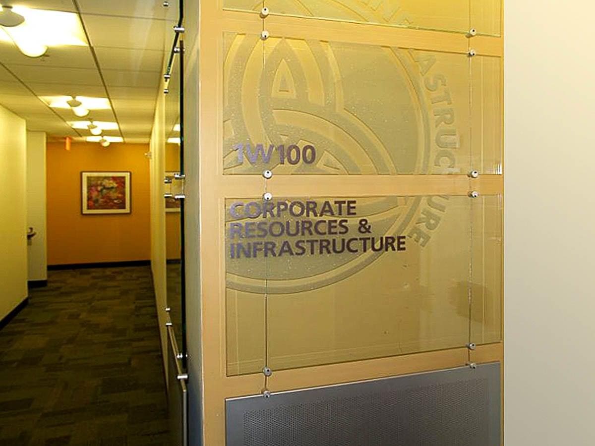 Custom Signs & Logo Panels | Project Photo Gallery | Nova Display