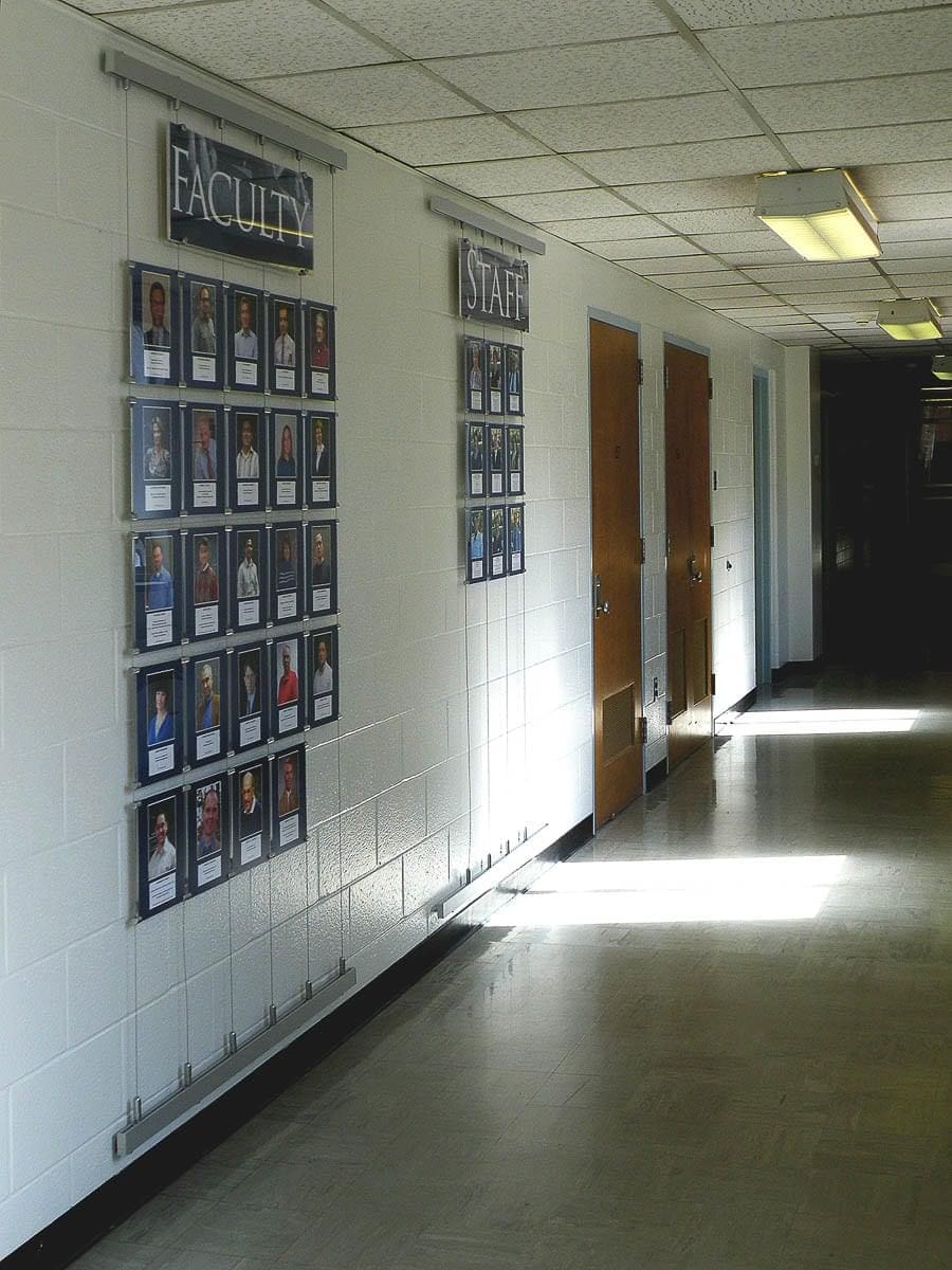 Track/Rail Suspended Displays | Project Photo Gallery | Nova Display