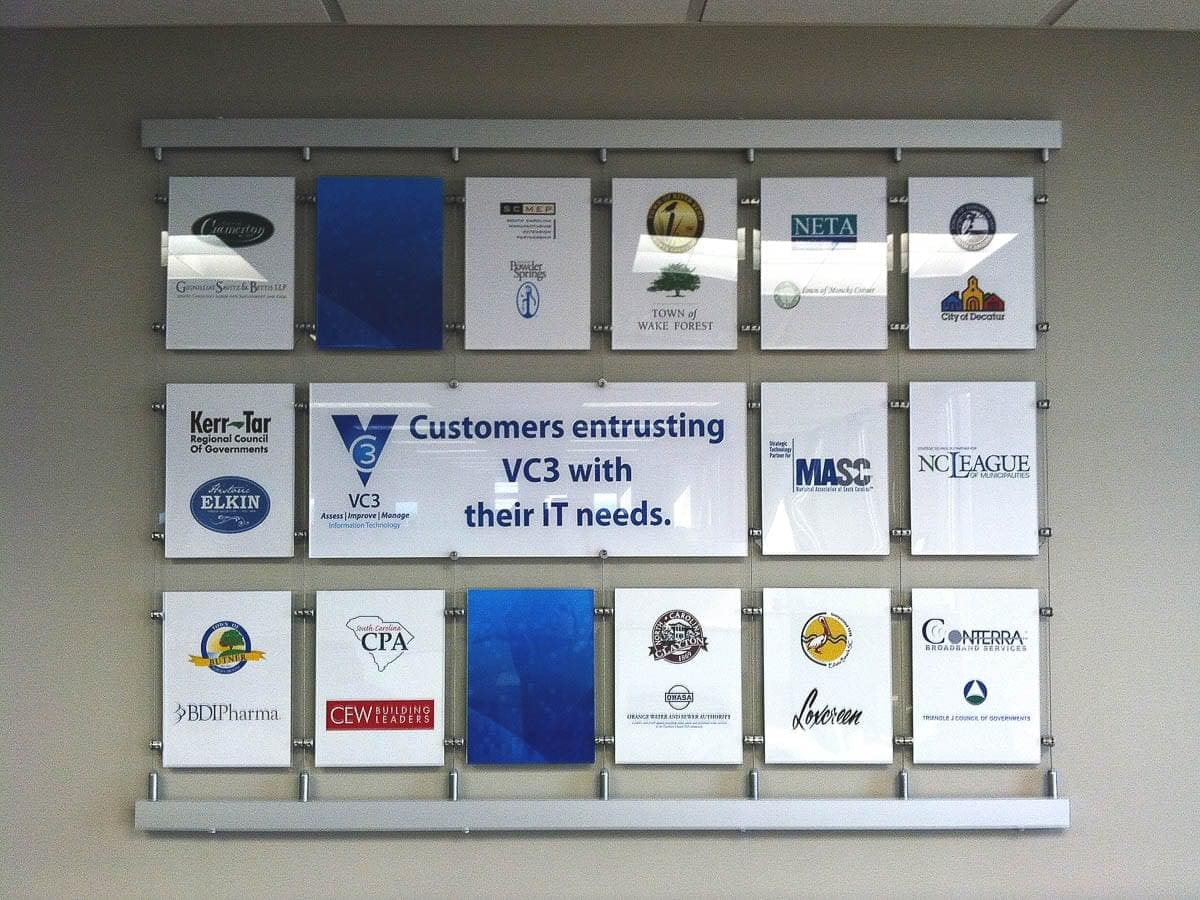 Track/Rail Suspended Displays | Project Photo Gallery | Nova Display